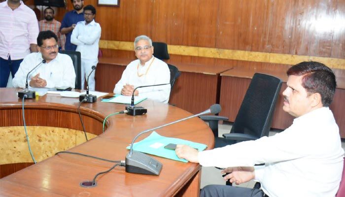 Visakha: యూపీఎస్సీ పరీక్షకు పకడ్బందీ ఏర్పాట్లు | UPSC Joint Secretary ...