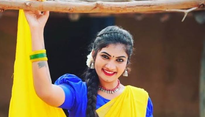 జాను లిరి : ఇప్పటికి 2000 ఫోక్ సాంగ్స్ చేశాను.. ఇప్పుడు ఒక్కో పాటకి నా ...