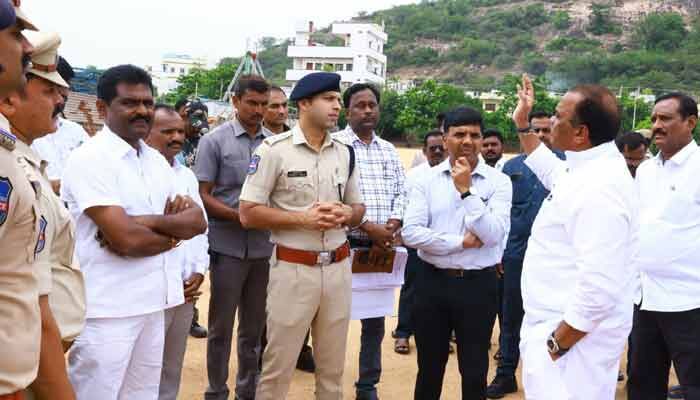 కనగల్‌లో సీఎం సభకు ముమ్మర ఏర్పాట్లు.. మంత్రి | Latest Telugu News